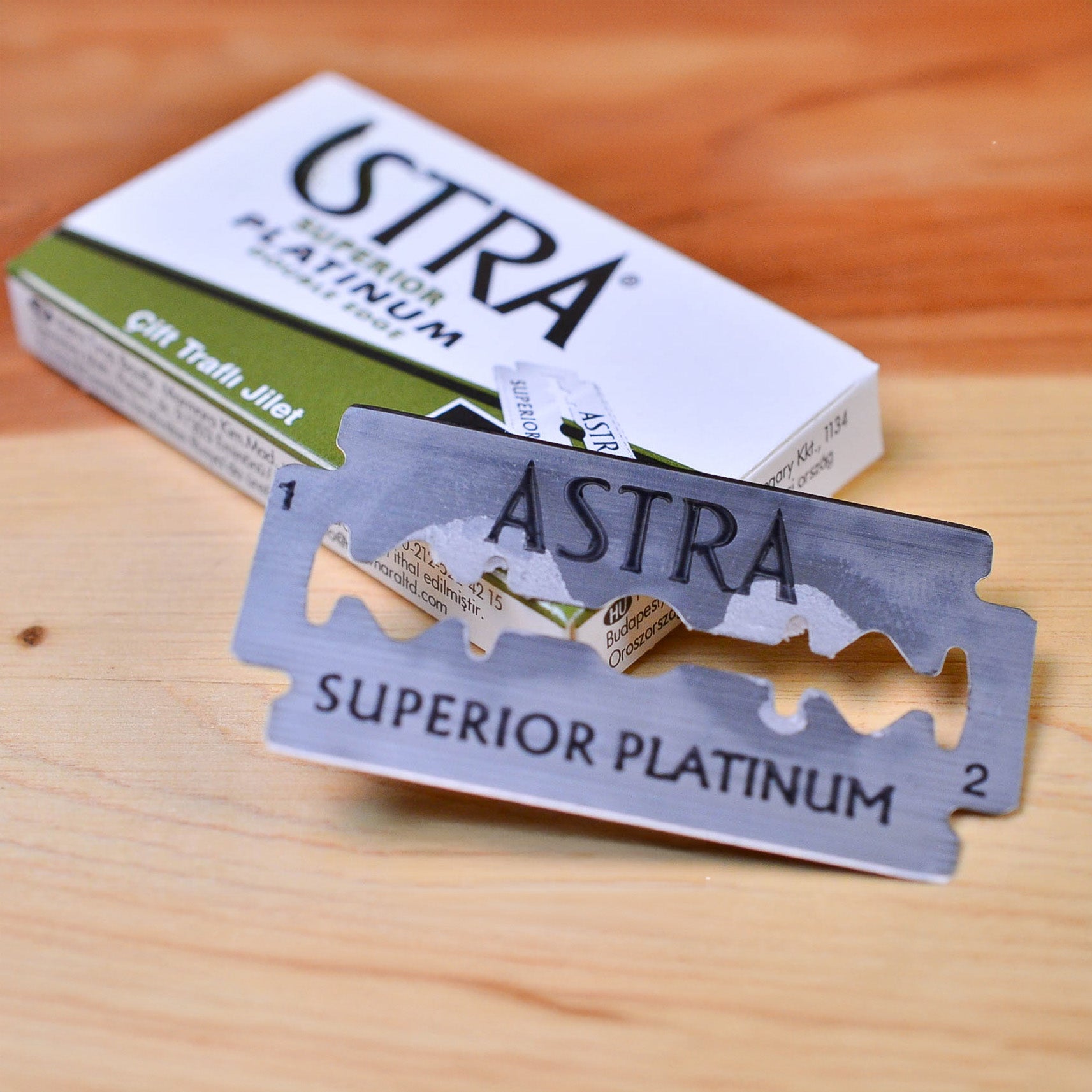 Double Edge Razor Blades – charliesflybox